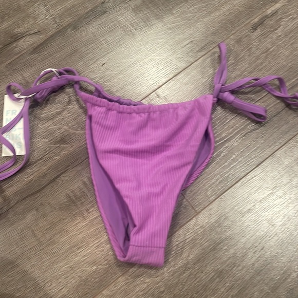 Frankies Bikinis Swim Frankies Bikinis Tia Ribbed String Bikini